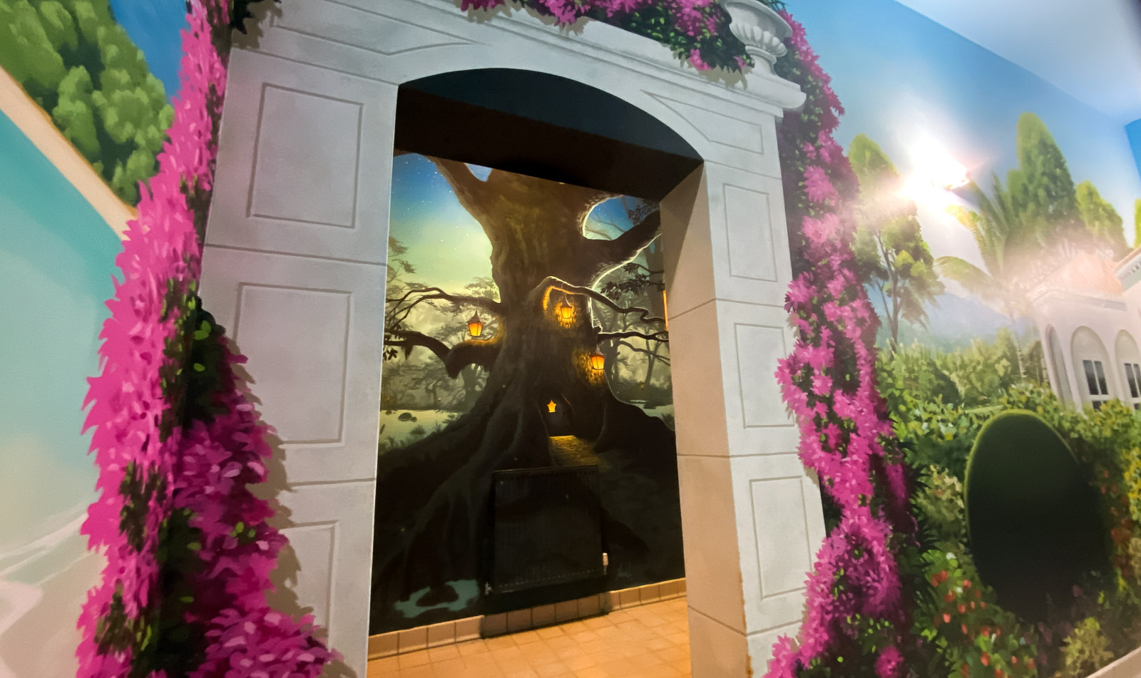 Caribbean Swamp - Theme Shower Room | Sacredart Murals