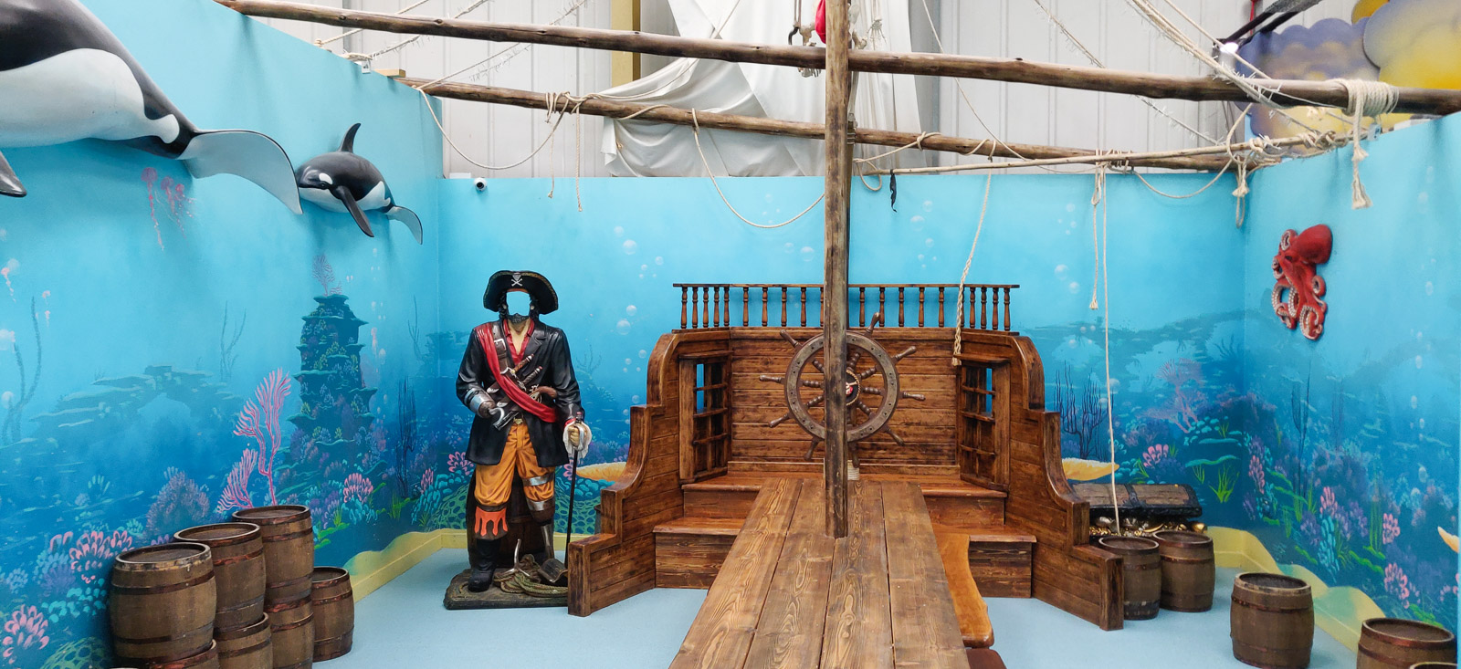 Mermaids and Pirates Party Room | Sacredart Murals